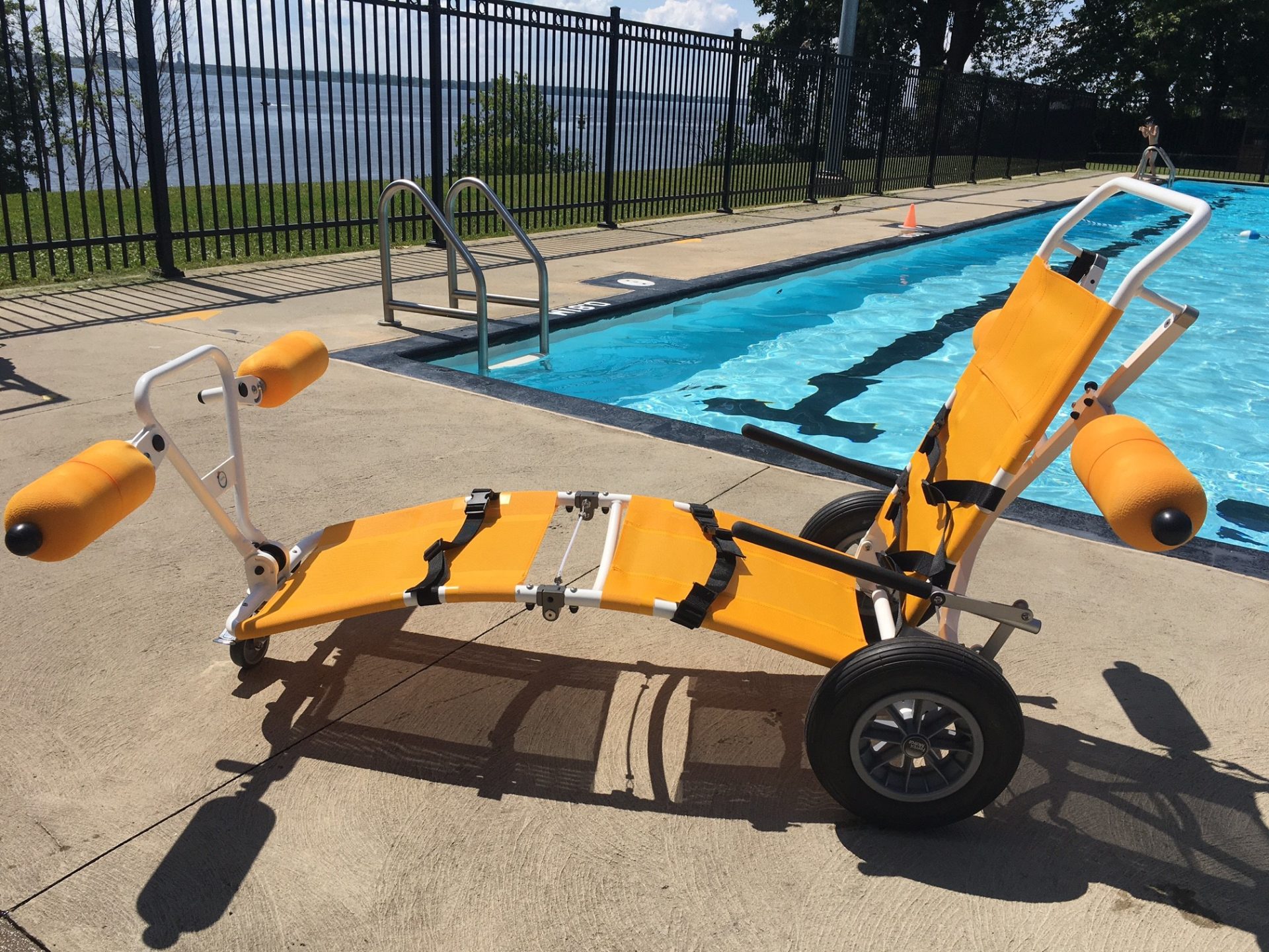 A Sofao in Charlemagne - Zero Limit